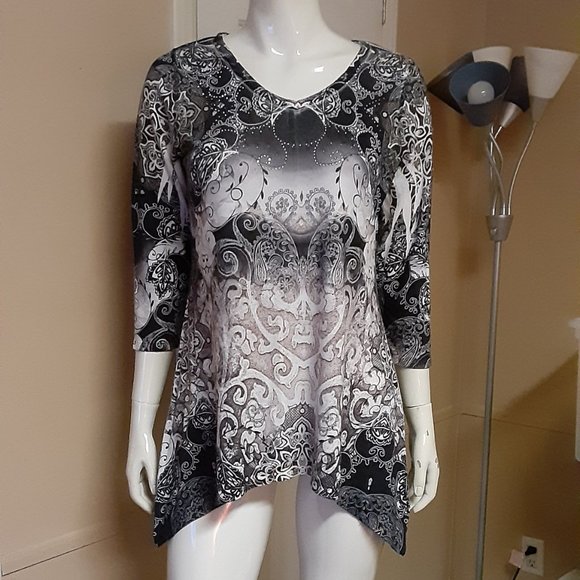 World unity | Tops | World Unity Black White Tunic With Gems | Poshmark